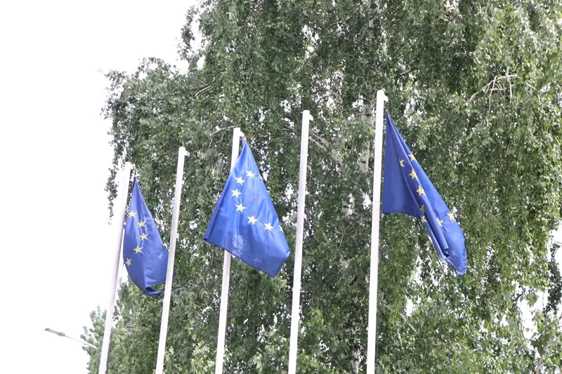 EU pozdravlja zahtev Beograda za povratak Srba u sve kosovske ...