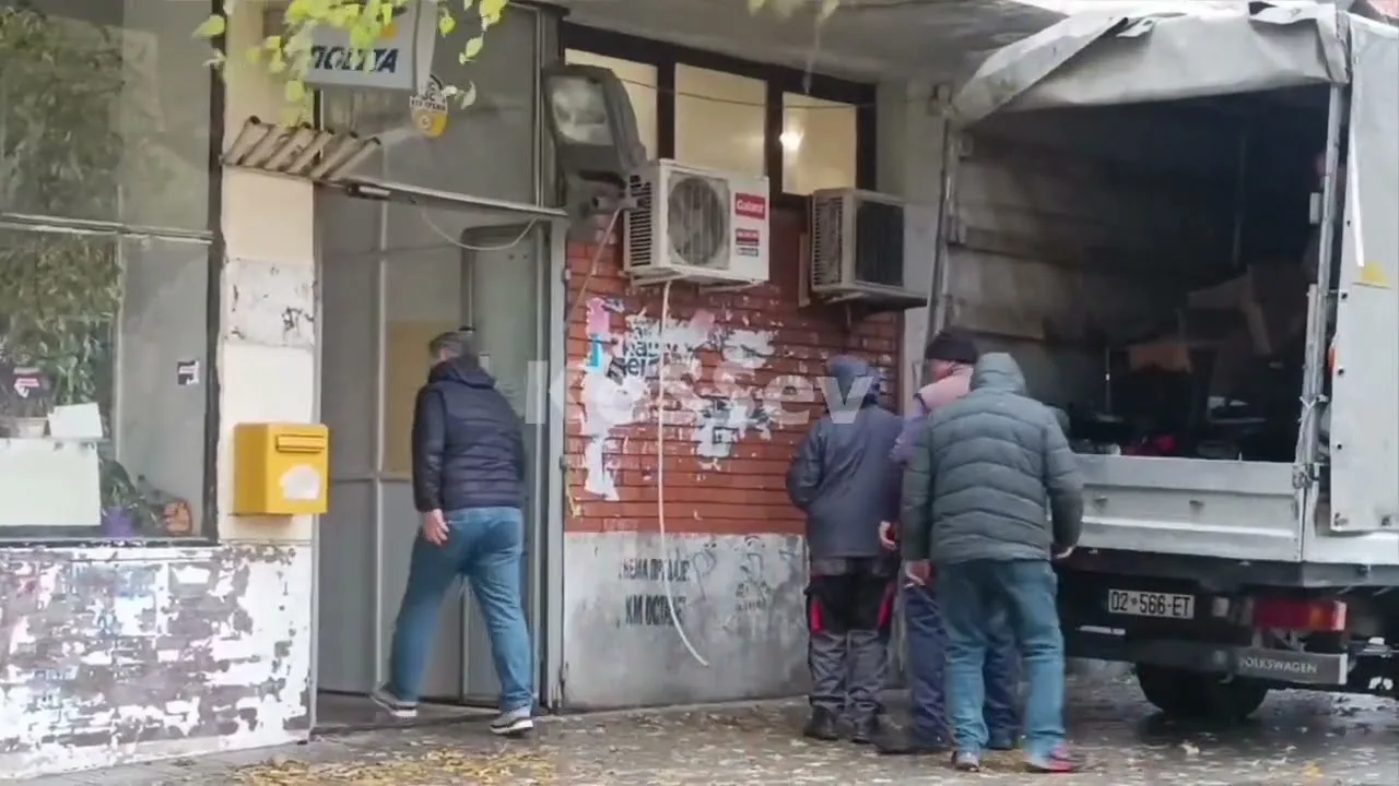 Iz još jedne filijale Pošte Srbije u K.Mitrovici iznet inventar ...