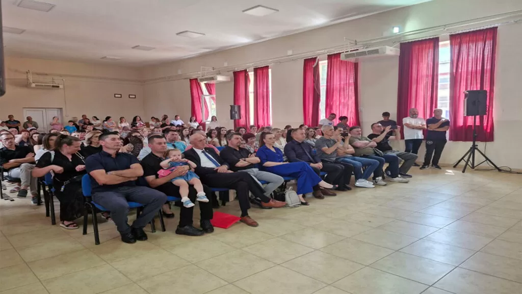 Na Vidovdan, OŠ „Knez Lazar“ iz Donje Gušterice obeležila 142 ...